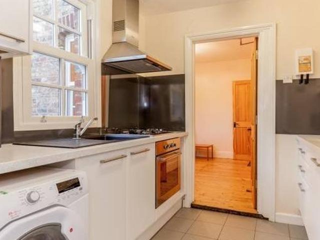 4 bedroom terraced house for rent in Charles Street OX4