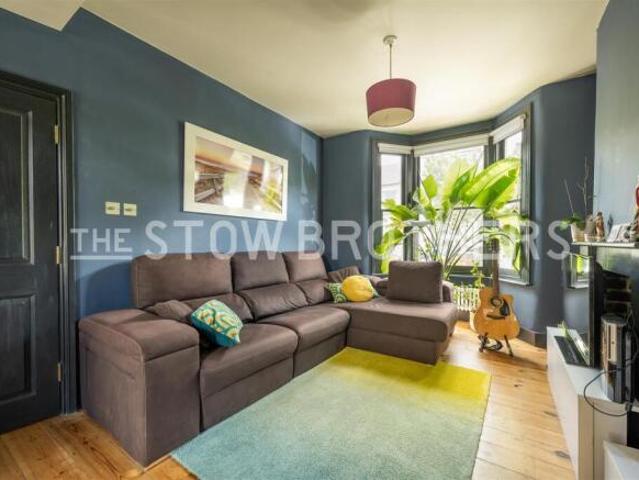 4 bedroom terraced house for rent in Clarence Road, London, E17