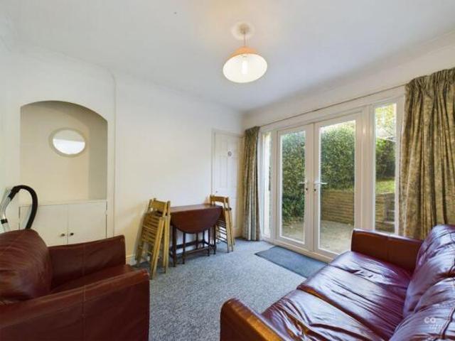 4 bedroom terraced house for rent in Crayford Road, Brighton, BN2