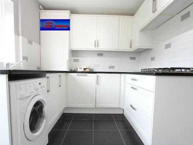 4 Bedroom Terraced House For Rent In Croydon, London