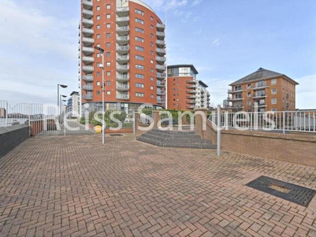 4 bedroom terraced house for rent in Cyclops Mews, Isle of dogs, Docklands, London, E14