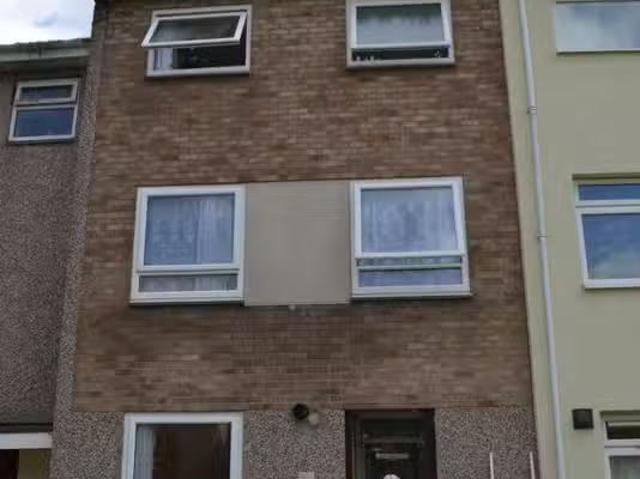 4 bedroom terraced house for rent in Abraham Close, BS5
