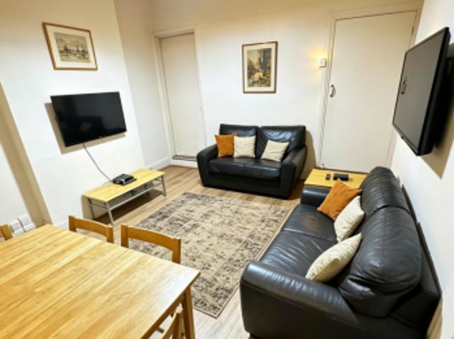 4 bedroom terraced house for rent in Alton Road, Birmingham, B29