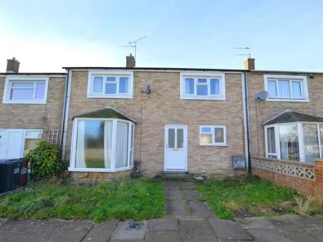 4 bedroom terraced house for rent in Almond Walk, Hatfield, AL10