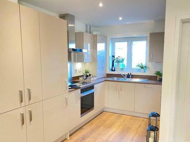 4 Bedroom Terraced House For Rent In Almondsbury, Bristol