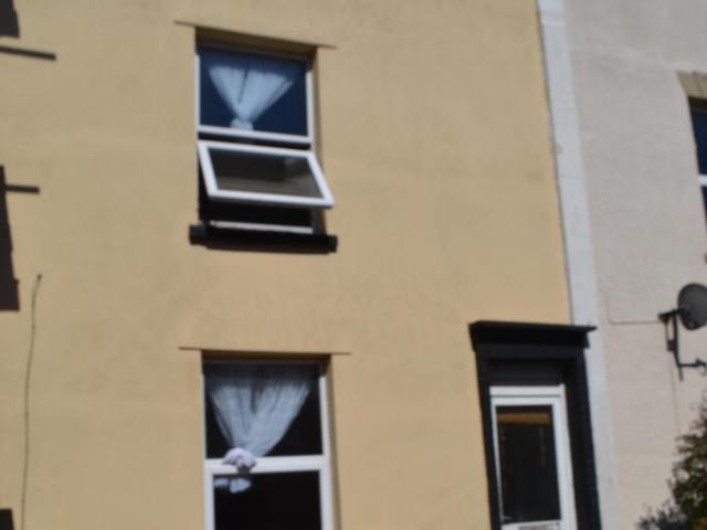 4 bedroom terraced house for rent in Armoury Square, BS5