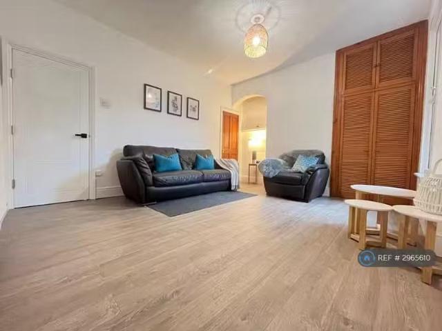 4 bedroom terraced house for rent in Ashley Down Road, Bristol.