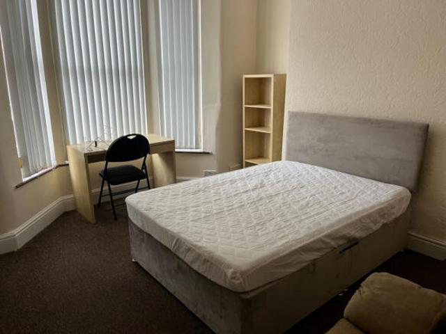 4 bedroom terraced house for rent in Avondale Road, Liverpool, Merseyside, L15