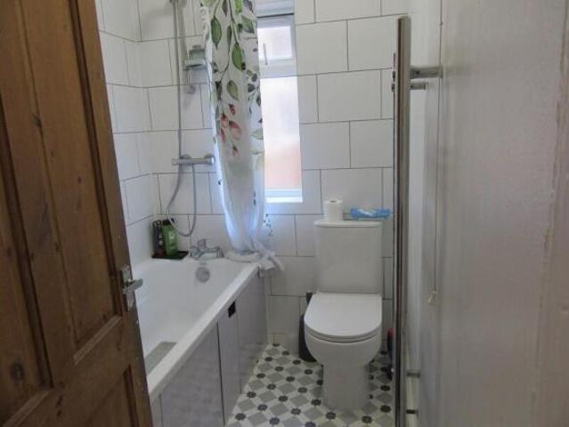 4 bedroom terraced house for rent in Ayres Road, Old Trafford, Manchester. M16 7QT, M16