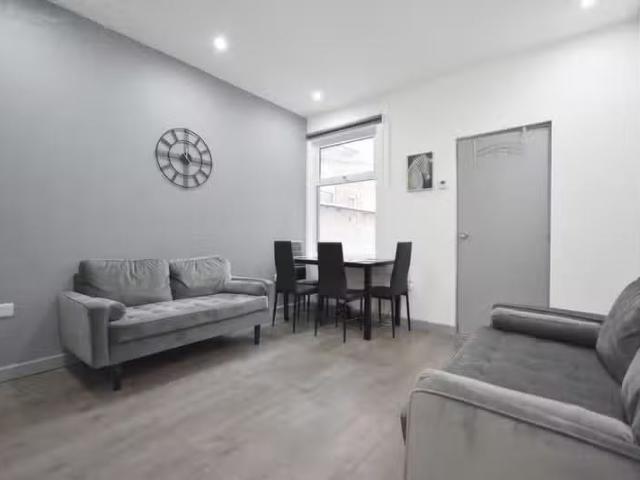 4 bedroom terraced house for rent in Bolingbroke Road, Coventr.