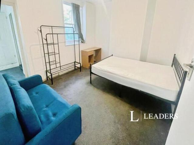 4 bedroom terraced house for rent in Bonchurch Road, Brighton, East Sussex, BN2