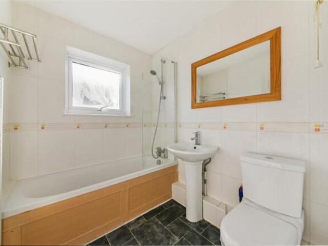 4 bedroom terraced house for rent in Barnfield Place, Isle Of Dogs, London, E14