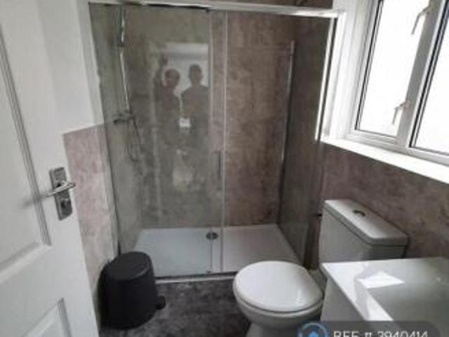 4 bedroom terraced house for rent in Bevendean Crescent, Brighton, BN2