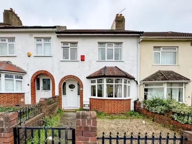 4 bedroom terraced house for rent in Beverley Road, Bristol, S.