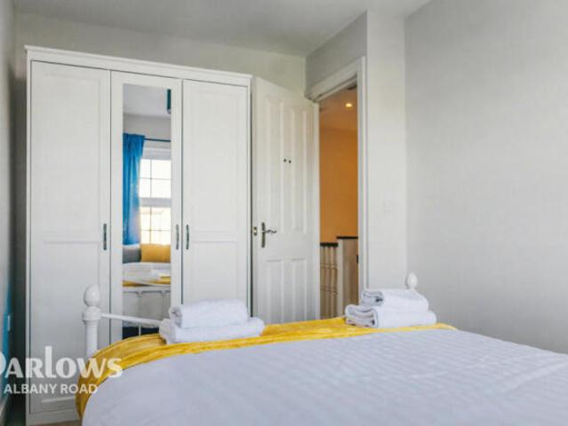 4 bedroom terraced house for rent in Beaufort Square, Cardiff, CF24