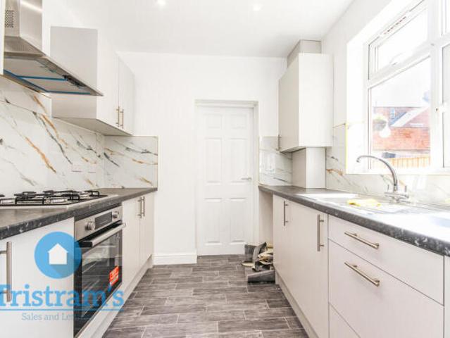 4 bedroom terraced house for rent in Beauvale Road, The Meadows, NG2