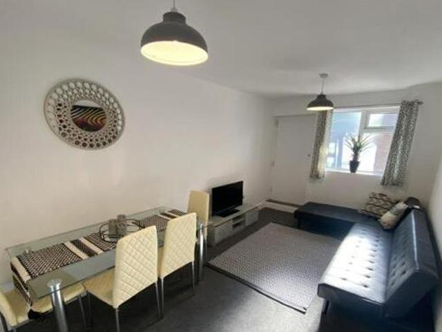 4 Bedroom Terraced House For Rent In Beeston
