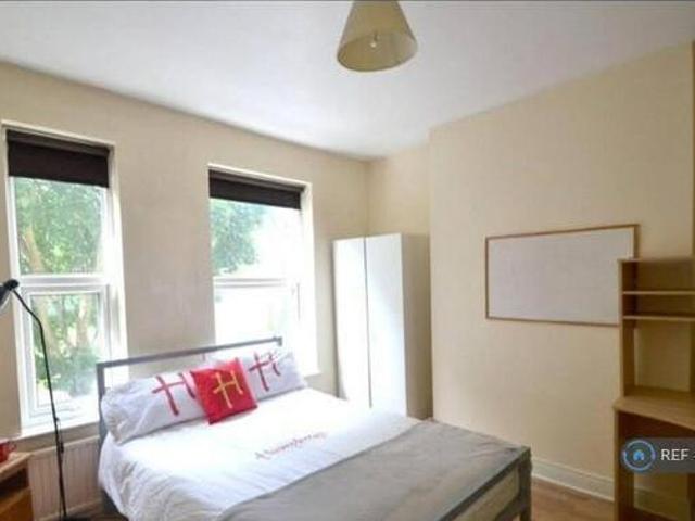 4 Bedroom Terraced House For Rent In Beeston, Nottingham