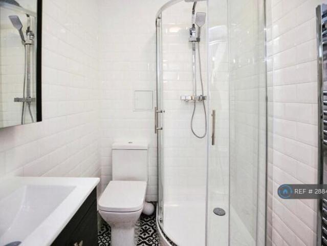 4 bedroom terraced house for rent in Belgrave Road, Mitcham, CR4