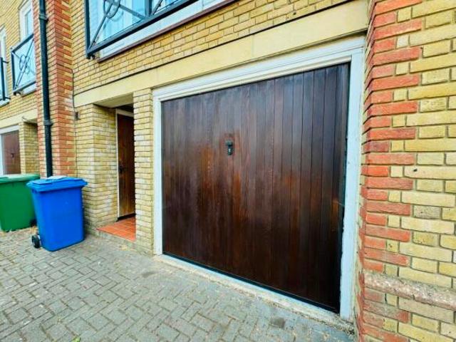 4 bedroom terraced house for rent in Belvedere Close, Faversham, ME13