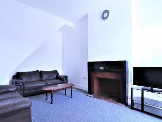 4 Bedroom Terraced House For Rent In Birmingham