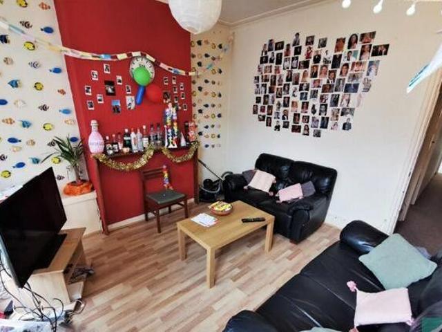 4 Bedroom Terraced House For Rent In Birmingham