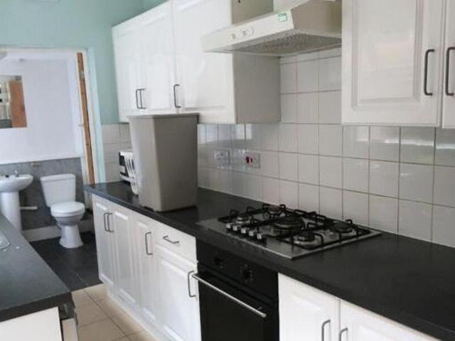 4 Bedroom Terraced House For Rent In Birmingham