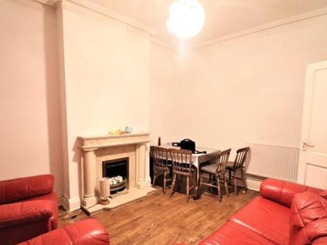 4 Bedroom Terraced House For Rent In Birmingham
