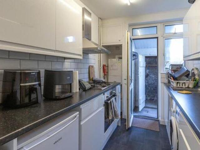 4 Bedroom Terraced House For Rent In Bristol