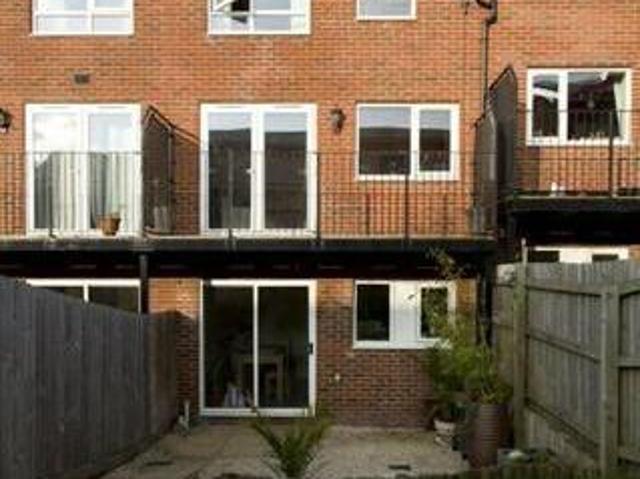 4 Bedroom Terraced House For Rent In Bristol