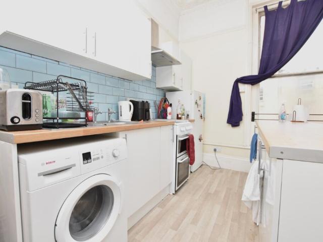 4 bedroom terraced house for rent in Byron Place, Clifton, Bristol, BS8 1JT, BS8
