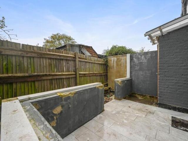 4 bedroom terraced house for rent in Galloway Road, Shepherds Bush, London, W12 0PH, W12