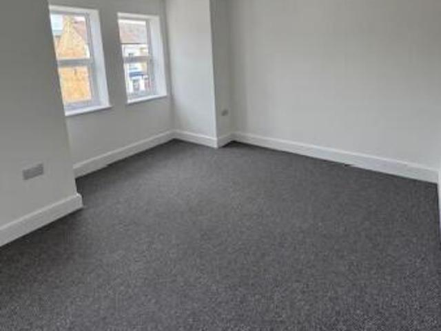 4 bedroom terraced house for rent in Grange Road, Ramsgate, Kent, CT11