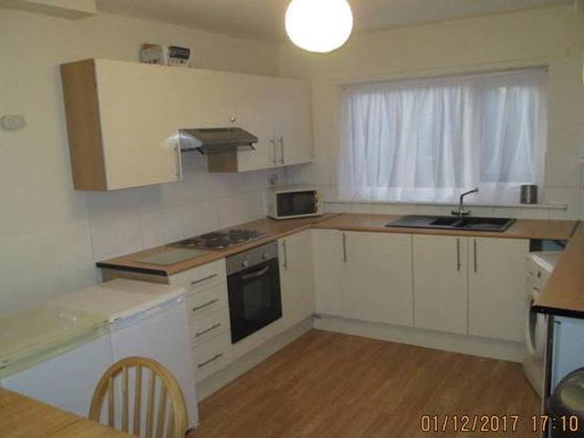 4 bedroom terraced house for rent in Great Southsea Street Southsea PO5