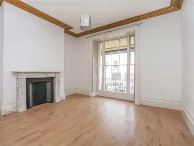 4 bedroom terraced house for rent in Grosvenor Place South, Ch.