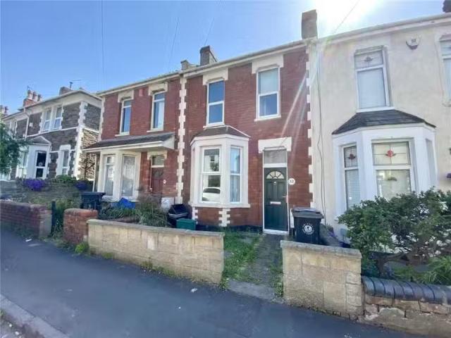 4 bedroom terraced house for rent in Grove Park Terrace, Brist.