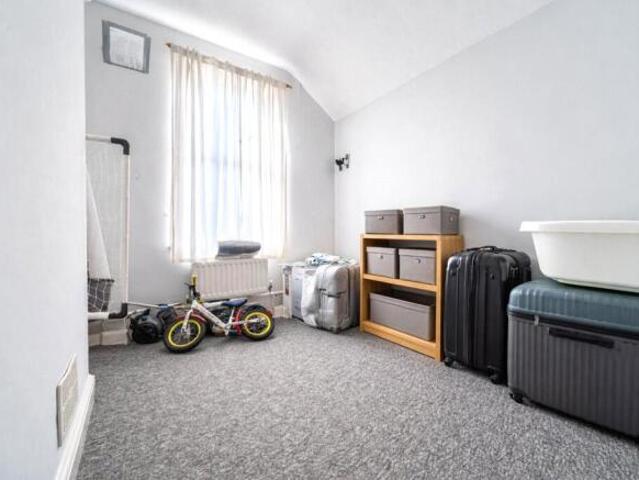 4 bedroom terraced house for rent in Downend Road, Horfield, Bristol, BS7