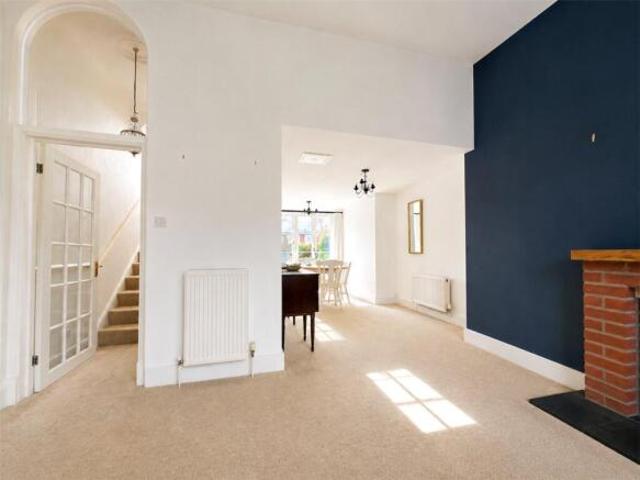 4 bedroom terraced house for rent in Eastgate Street, Winchester, Hampshire, SO23