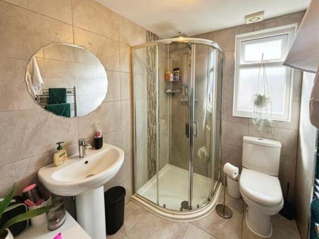 4 bedroom terraced house for rent in Edgeworth Drive, Manchester, Greater Manchester, M14