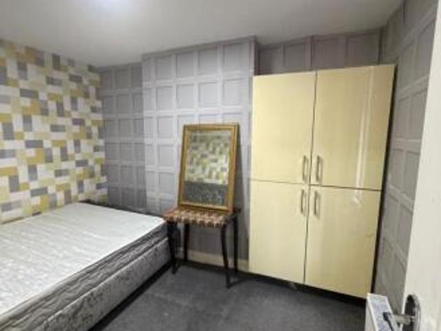 4 bedroom terraced house for rent in Eva Street, Rusholme, Manchester, M14