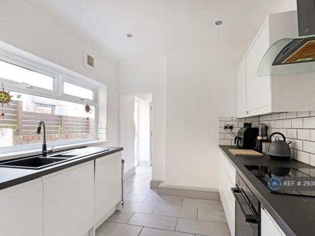 4 bedroom terraced house for rent in Exeter Road, Southville, Bristol, BS3