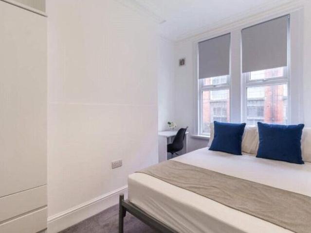 4 bedroom terraced house for rent in Forster Street, City Centre, Nottingham, NG7