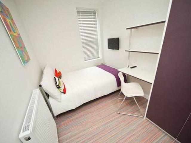 4 bedroom terraced house for rent in Falmouth Street Middlesbrough TS1