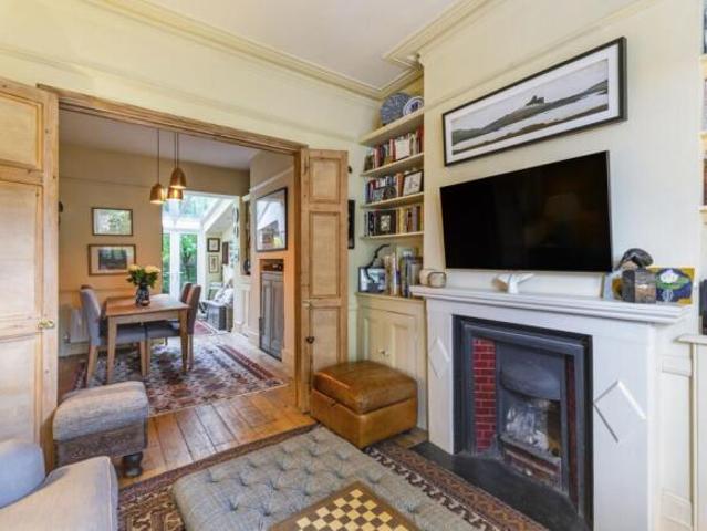 4 bedroom terraced house for rent in Ferris Road London SE22