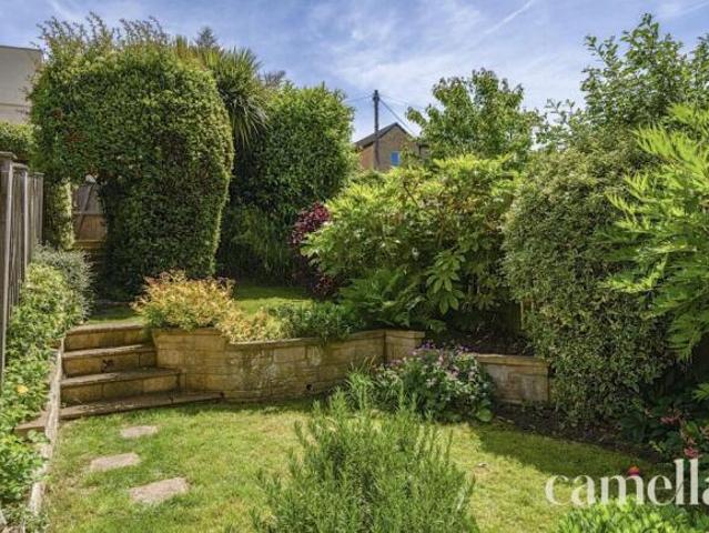 4 bedroom terraced house for rent in First Avenue, Bath, BA2