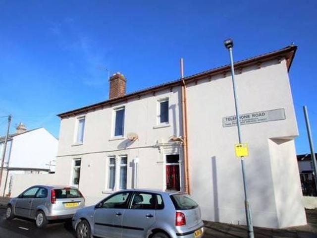4 bedroom terraced house for rent in Francis Avenue Southsea PO4