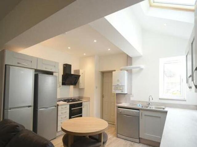 4 Bedroom Terraced House For Rent In Katie Road, Selly Oak