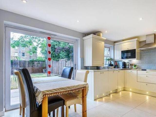 4 Bedroom Terraced House For Rent In Kingston Upon Thames