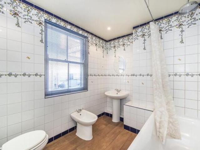 4 bedroom terraced house for rent in King's Cross Road London WC1X