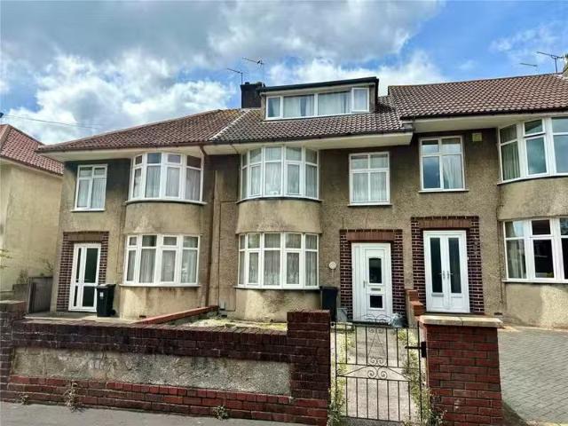 4 bedroom terraced house for rent in Kipling Road, Filton, Bri.